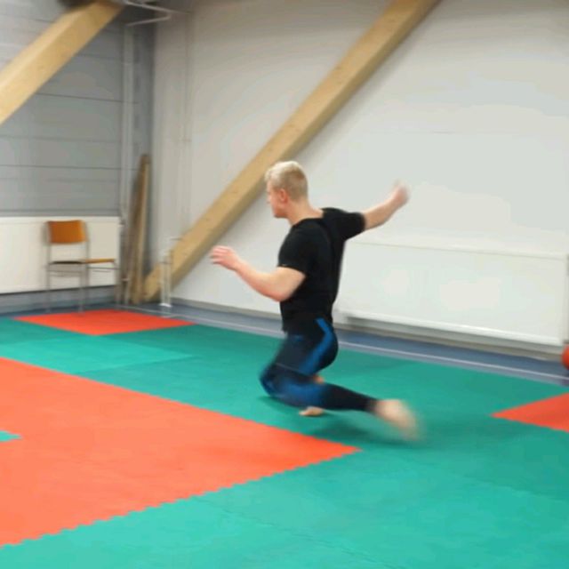 Curious Ape - Forward - Exercise How-to - Skimble