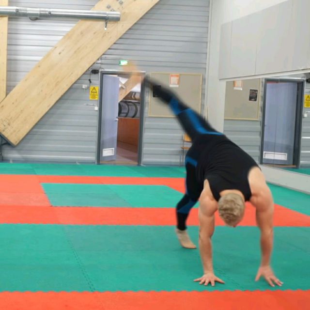 Scorpion - Exercise How-to - Workout Trainer by Skimble