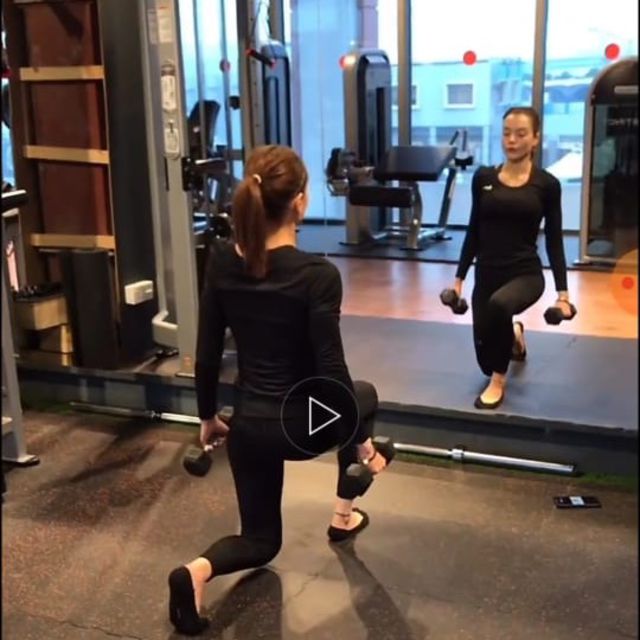 Forward Lunge With Lateral Raise - Exercise How-to - Skimble