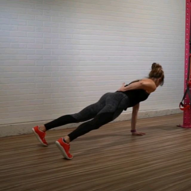 Plank Row to Wing by Jesus Alfonso Tapia Bocio - Exercise How-to - Skimble