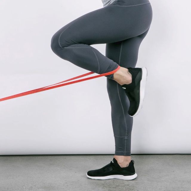 Stretch Cord Left Leg Cycle by Brian Fallon - Exercise How-to - Skimble