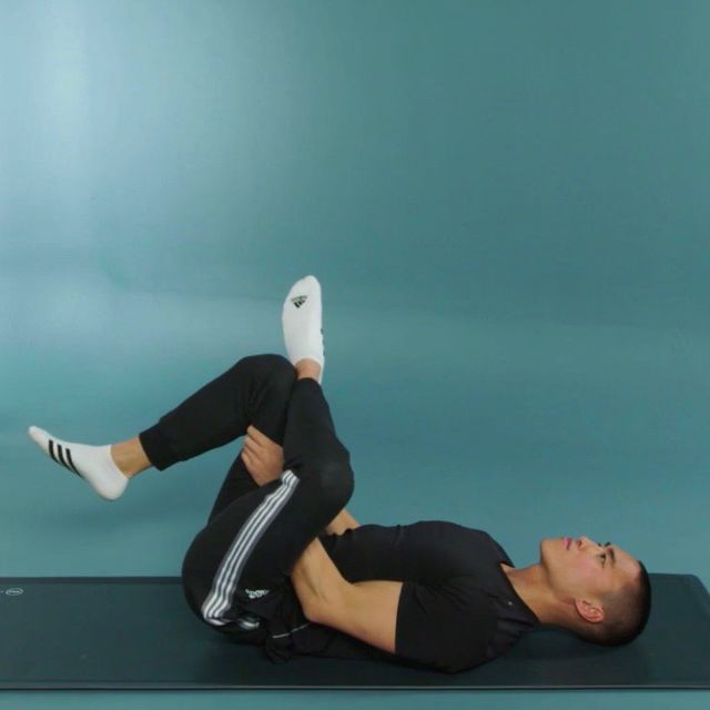 Figure 4 Stretch Left by Brian Fallon - Exercise How-to - Skimble