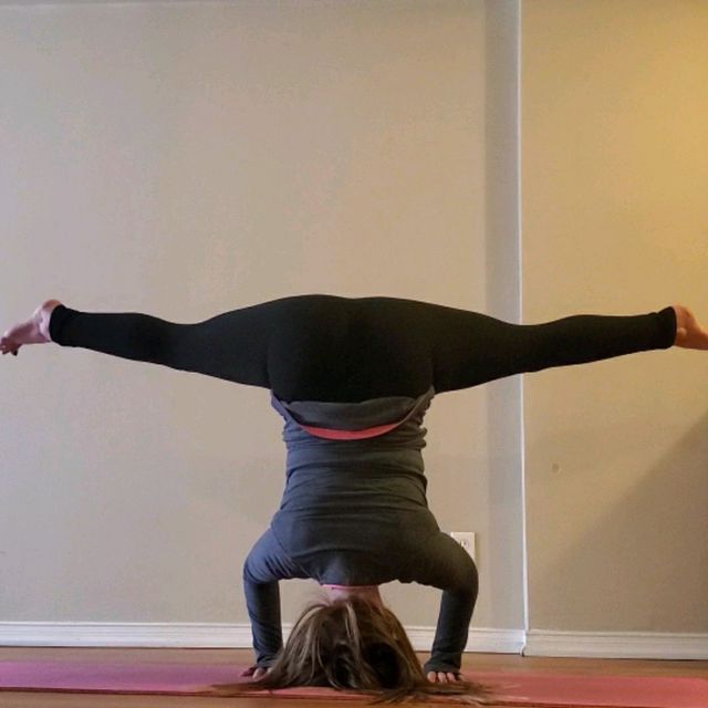 Tripod Headstand Wide Split by Bernadette C. - Exercise How-to - Skimble