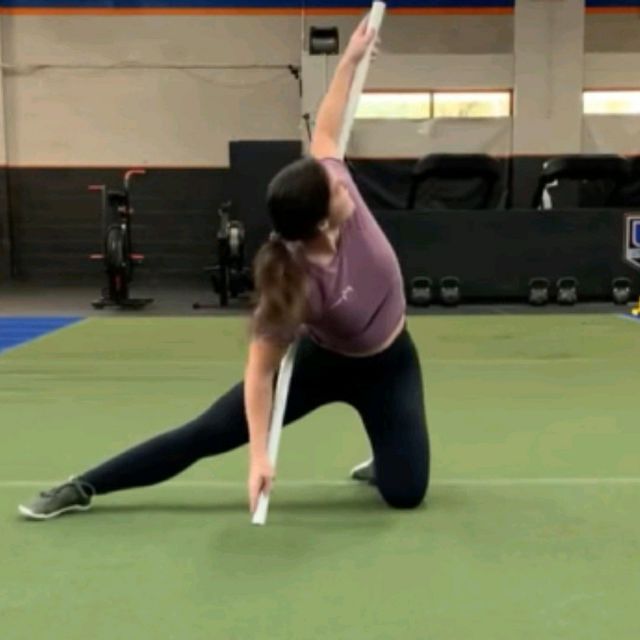 Kneeling groin + windmill (right) by Tanya P - Exercise How-to - Skimble