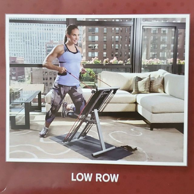 Cable Low Rows by Stephanie R. - Exercise How-to - Skimble