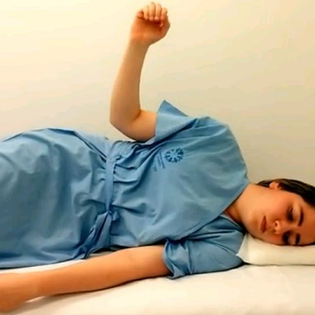 Rotación Externa De Hombro Segunda Posición by Camilo Andrés V ...