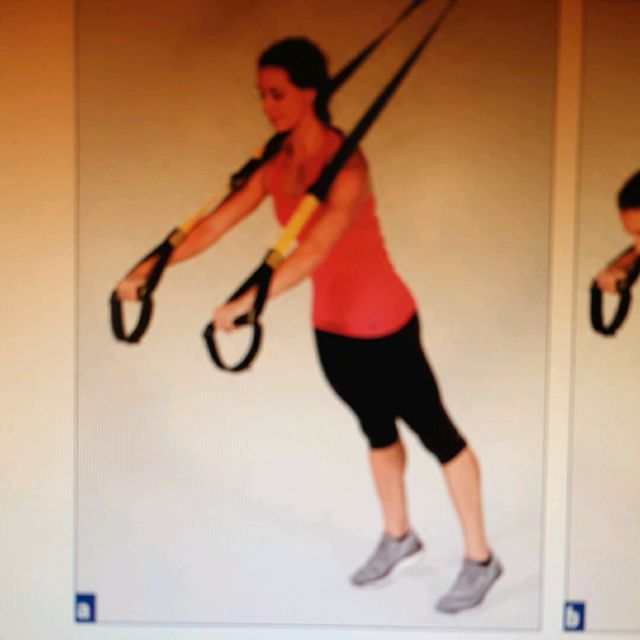 TRX Chest Press por Wayne S. - Ejercicio Cómo hacerlo - Skimble