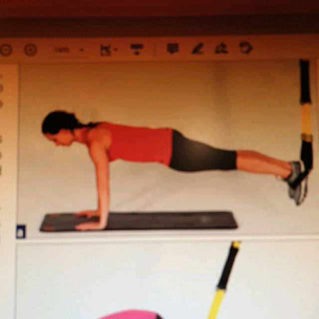 TRX Reverse Crunch by Wayne S. - Exercise How-to - Skimble