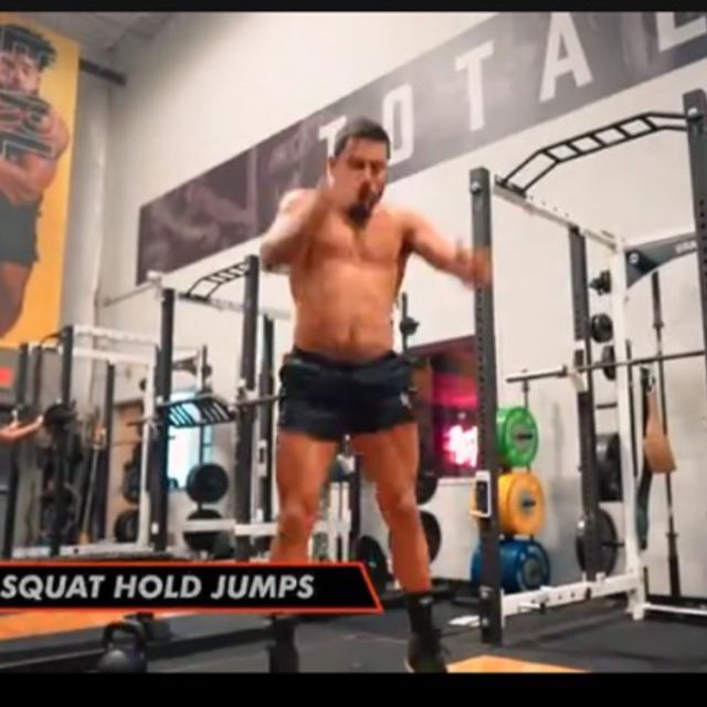 Squat Hold Jumps by Rushfitness 💪🏽 - Exercise How-to - Skimble