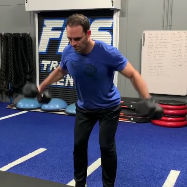 Bent Over Reverse Flyes - Exercise How-to - Workout Trainer by Skimble