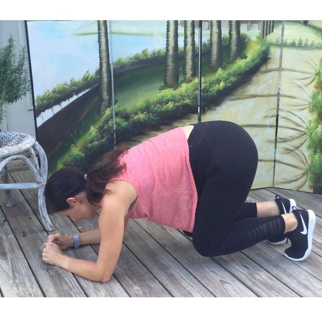 Elbow Plank Walk With Step Forward by Bree Cunningham - Exercise How-to ...