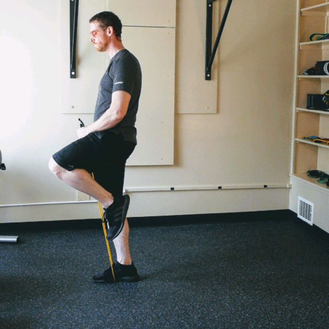Band Bicep Curls, Single Leg by Patrick9 Morrisey - Exercise How-to ...