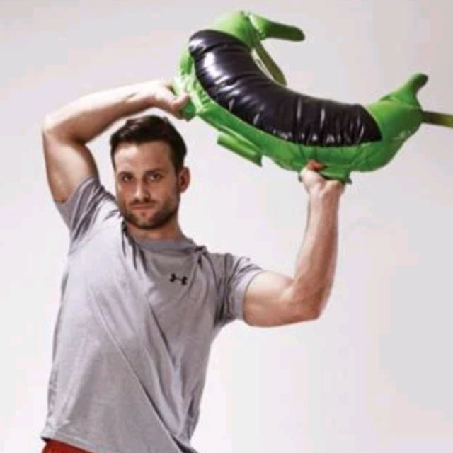 Halo by Saeed H. - Exercise How-to - Skimble Workout Trainer