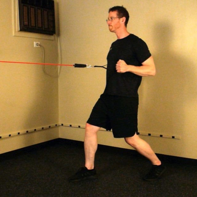 Left Arm Band Row, Staggered Stance - Exercise How-to - Workout Trainer ...