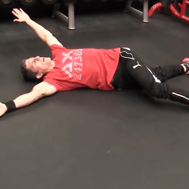 Rolling Crucifix - Exercise How-to - Workout Trainer by Skimble