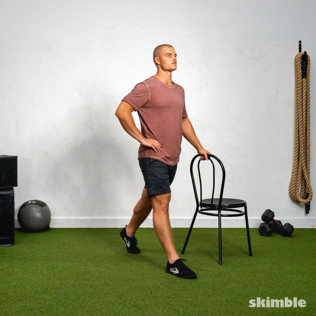 Right Assisted Lunges - Exercise How-to - Workout Trainer by Skimble