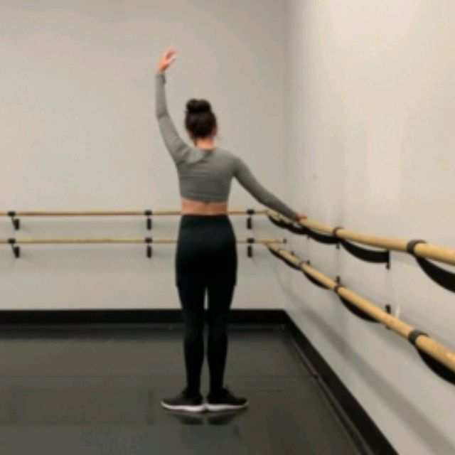 Curtsy Lunge And Kick by Shew F. - Exercise How-to - Skimble