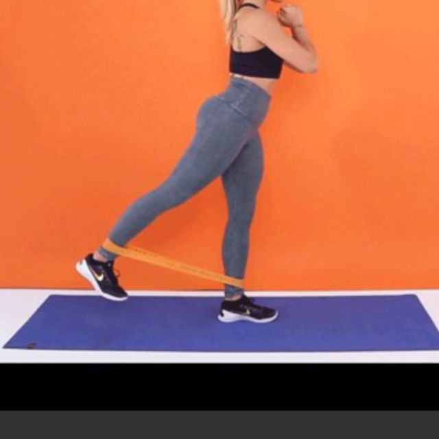 Standing Glute Kickback by ꧁𝒩𝒶𝓉𝒽𝒶𝓁𝒾ℯ ꧂ ℒ𝒾𝓉𝒶𝓁𝒾ℯ𝓃 - Exercise How-to - Skimble