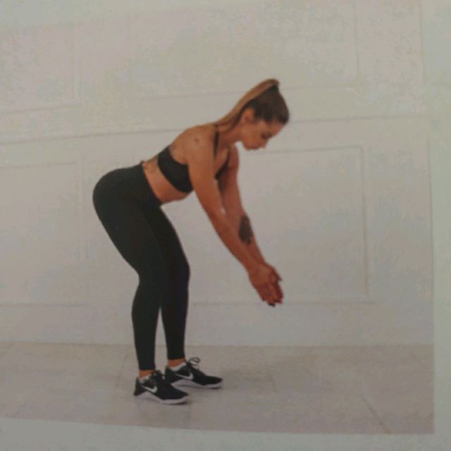 Bent Over Lateral Raise by Courtenay Muirhead - Exercise How-to - Skimble