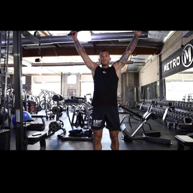Iso Pull-Up To Iso Push Up by Randy Casquejo - Exercise How-to - Skimble
