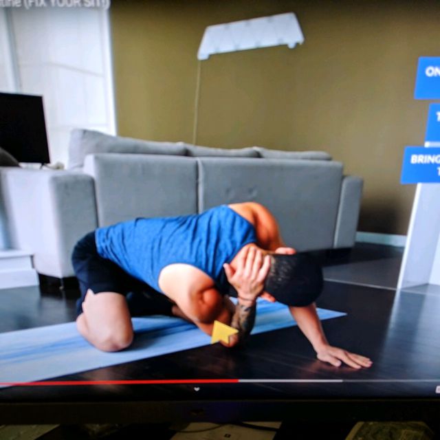 Thoracic Rotation - Exercise How-to - Workout Trainer by Skimble