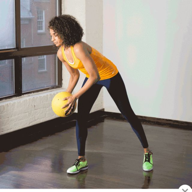 Reverse chop Left Side por Coneisha Ware - Ejercicio Cómo hacerlo - Skimble