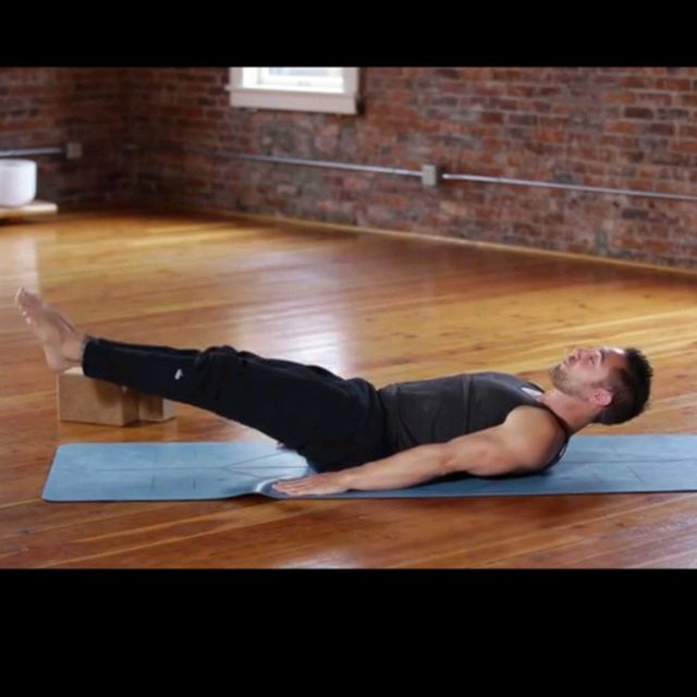 Bent Knee Curls With Leg Extension by Alex 🌊. - Exercise How-to - Skimble