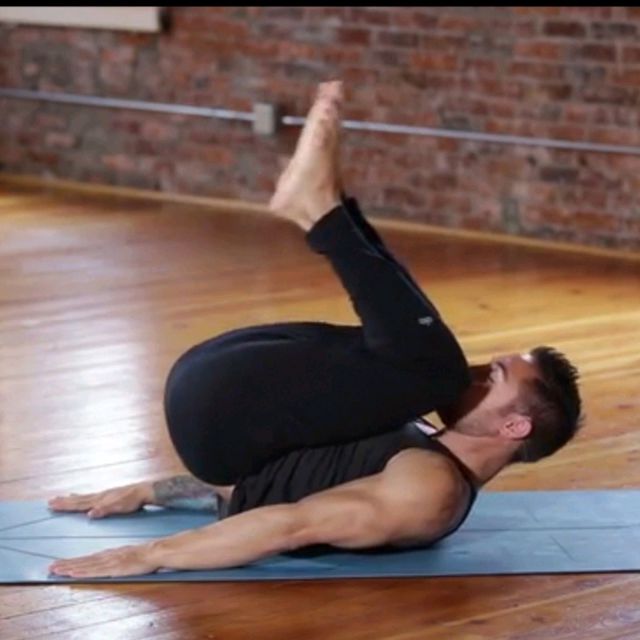 Bent Knee Curls With Leg Extension - Exercise How-to - Workout Trainer ...