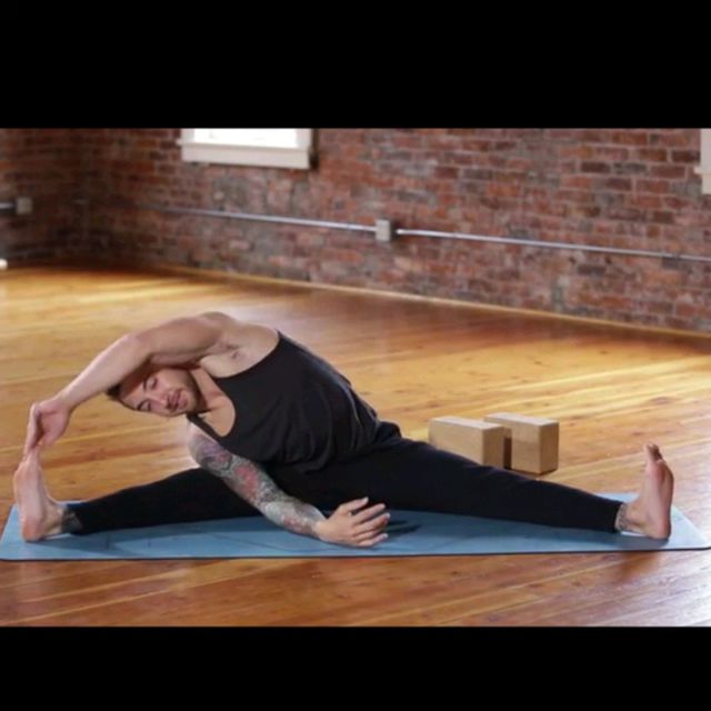 Wide Leg Rigth Side Bend (Hold) by Alex 🌊. - Exercise How-to - Skimble