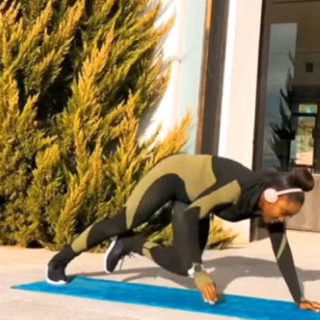Plank Toe Touche por ꧁𝒩𝒶𝓉𝒽𝒶𝓁𝒾ℯ ꧂ ℒ𝒾𝓉𝒶𝓁𝒾ℯ𝓃 - Ejercicio Cómo hacerlo ...