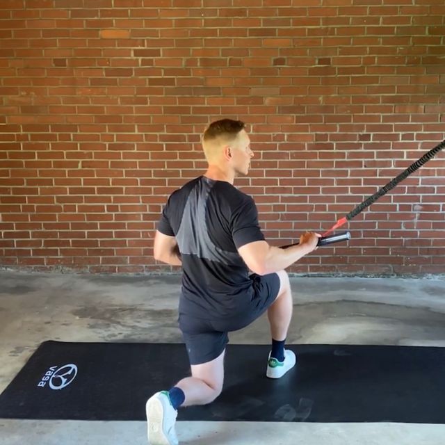 Half-Kneeling Chops Left Side - Exercise How-to - Workout Trainer by ...