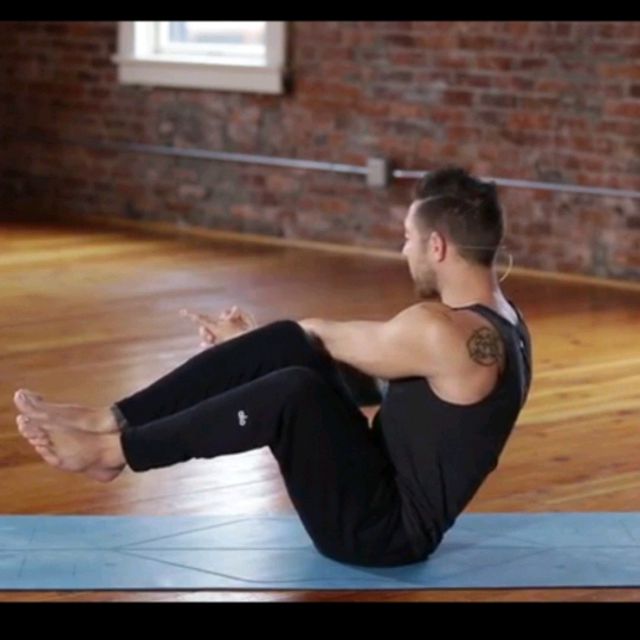 Twisted Boat To Half Boat On Left Hip by Alex 🌊. - Exercise How-to ...