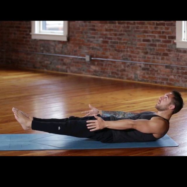 Half Boat by Alex 🌊. - Exercise How-to - Skimble Workout Trainer