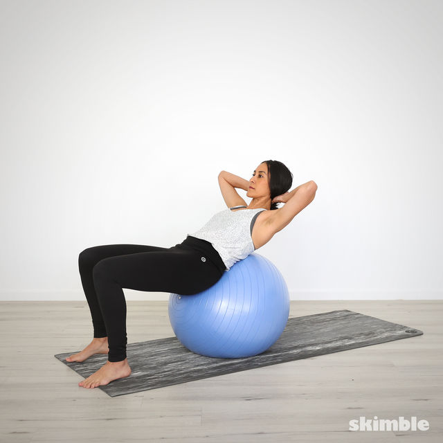 Ball Arch - Exercise How-to - Skimble Workout Trainer