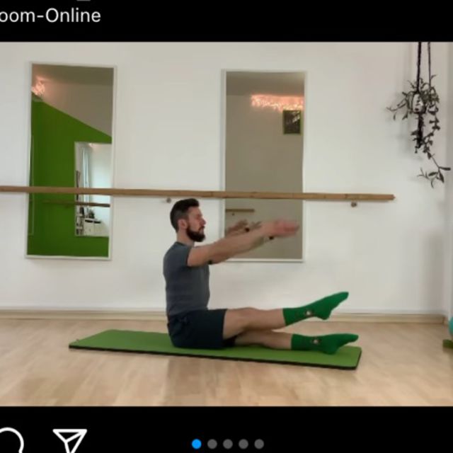 Leg Lift Arm Flow by Rushfitness 💪🏽 - Exercise How-to - Skimble
