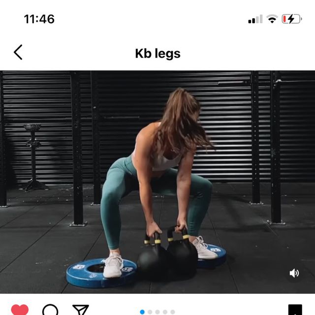 Deficit Sumo Deadlifts by Rushfitness 💪🏽 - Exercise How-to - Skimble