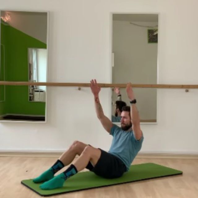 V Holds Open And Close Forward And Back Arms by Rushfitness 💪 ...