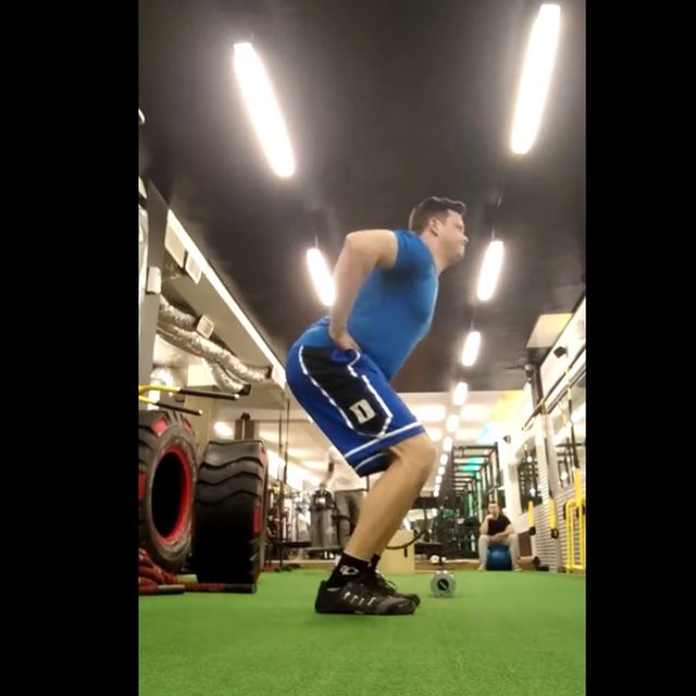 Hands On Hips Vertical Jump by Brian Fallon - Exercise How-to - Skimble