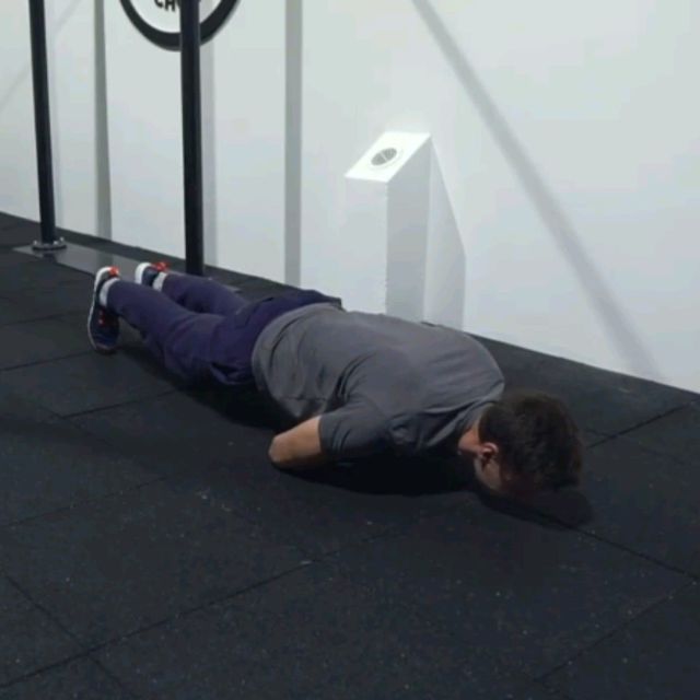 Dynamic Elbow Lean - Exercise How-to - Workout Trainer by Skimble