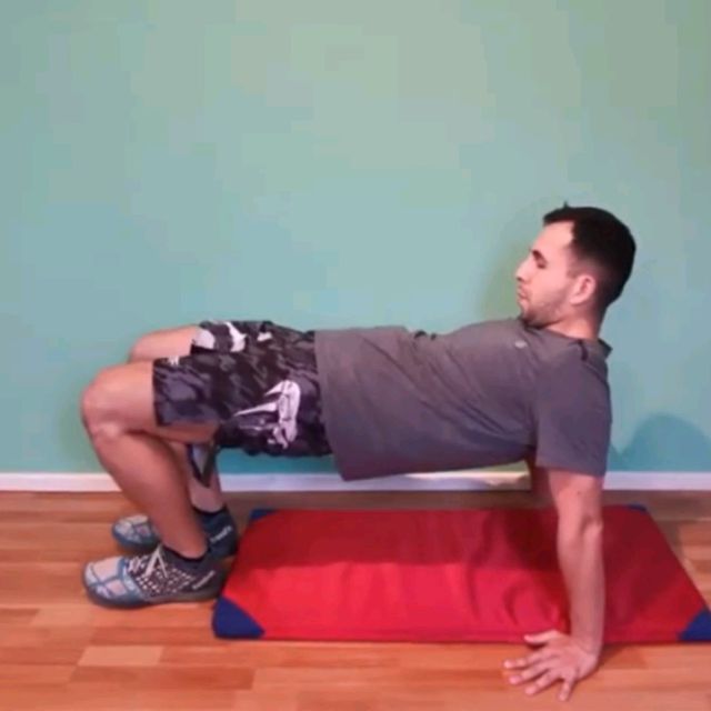 Tabletop Reverse Pike by Francisco Perez - Ejercicio Cómo hacerlo - Skimble