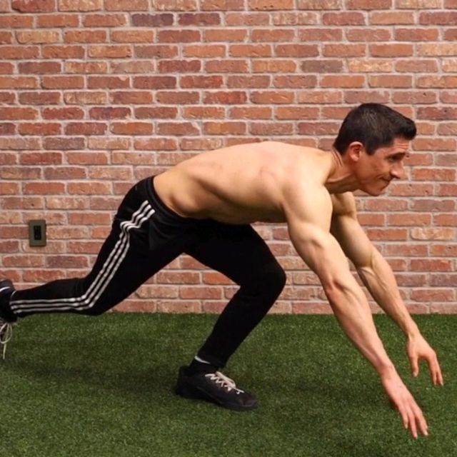 Sprinter Reach Squats by Dedrick Taylor - Exercise How-to - Skimble