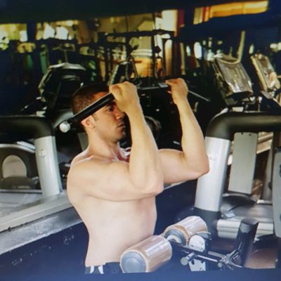Puxada Frontal by Robson Caliocane - Exercise How-to - Skimble