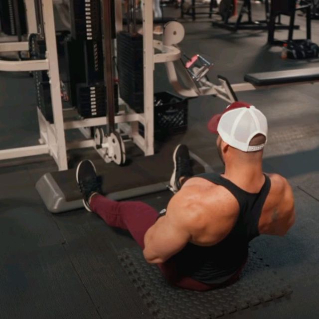 Remo Sentado En Polea (10 Reps Aguantar Cada 2 Reps) by Fernando A ...