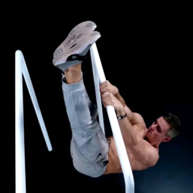 L-up Pull Ups - Exercise How-to - Workout Trainer by Skimble