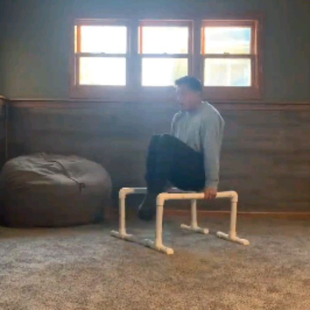 Tuck Sit To Tuck Planche by Alex 🌊. - Exercise How-to - Skimble