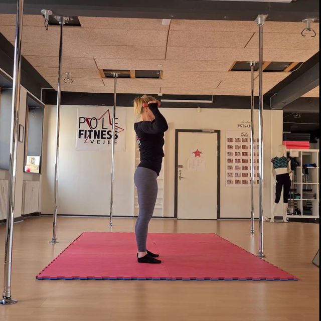 Bend - Up - Straight Down - Exercise How-to - Workout Trainer by Skimble