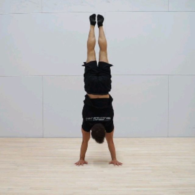 Handstand - Straight To Straddle To Straight - Exercise How-to ...