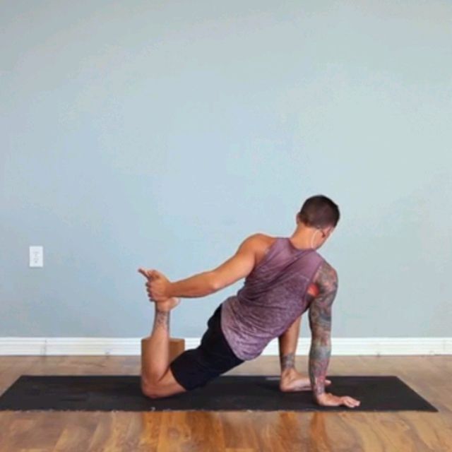 Grab Right Feet In Out Range Left Leg Twisting by Alex 🌊. - Exercise ...