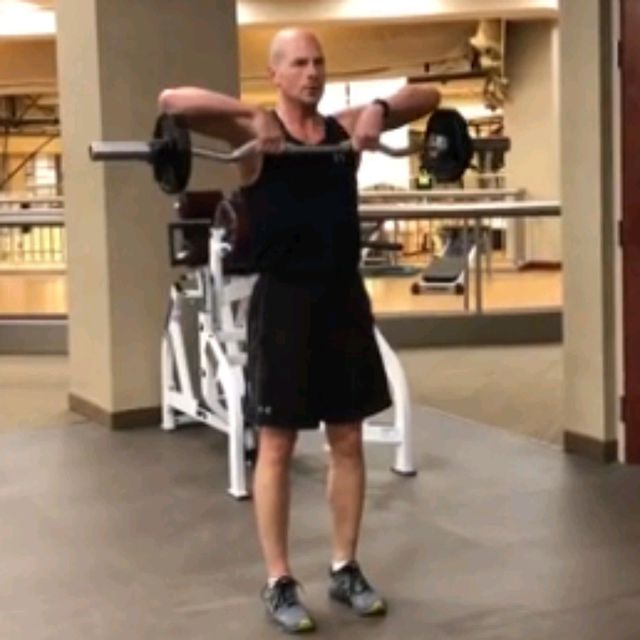 Barbell Upright Row by Francisco Perez - Ejercicio Cómo hacerlo - Skimble