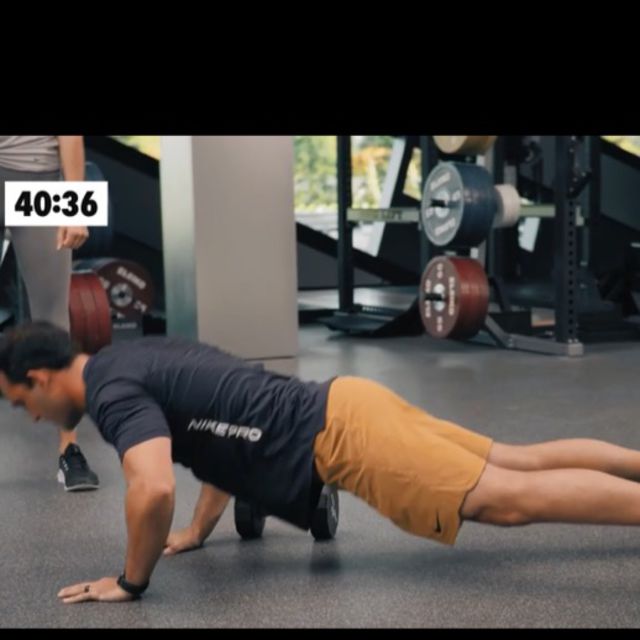 Push Up Reach DB by Rushfitness 💪🏽 - Exercise How-to - Skimble